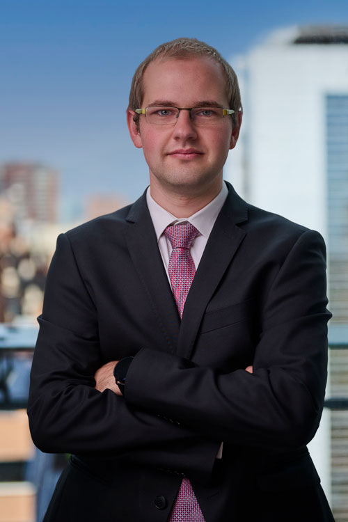 Equipo – Eyzaguirre & Cía.